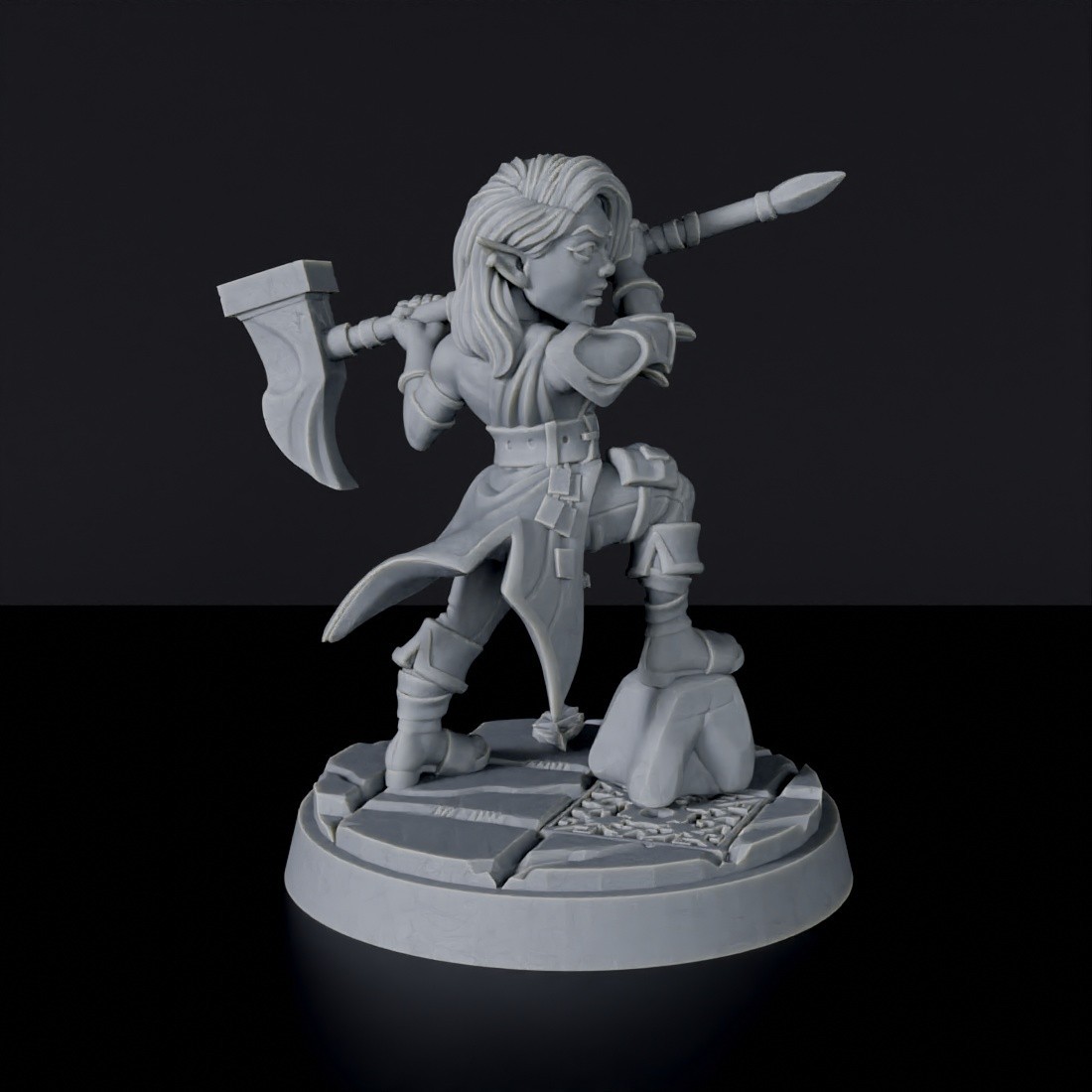 Gnome Female Fighter - warrior with hammer fantasy miniatures - RPG